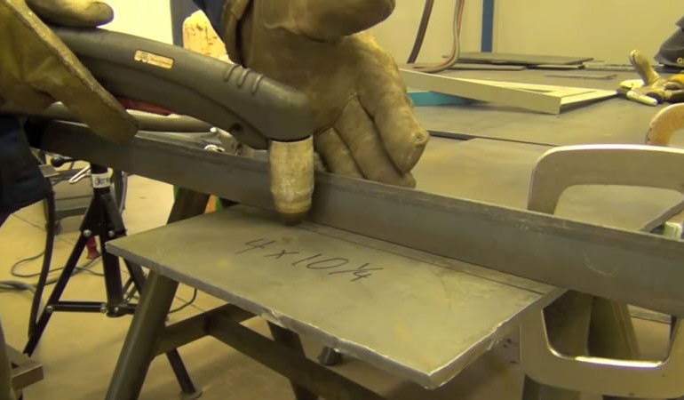 How To Cut A Straight Line With A Plasma Cutter On Steel Plate Every ...